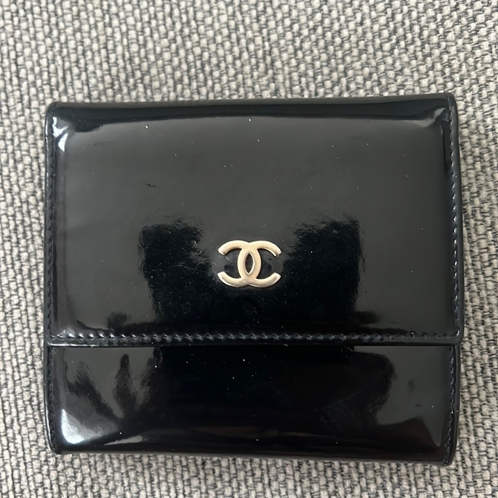 Chanel Patent Leather Trifold Compact Wallet - Gem